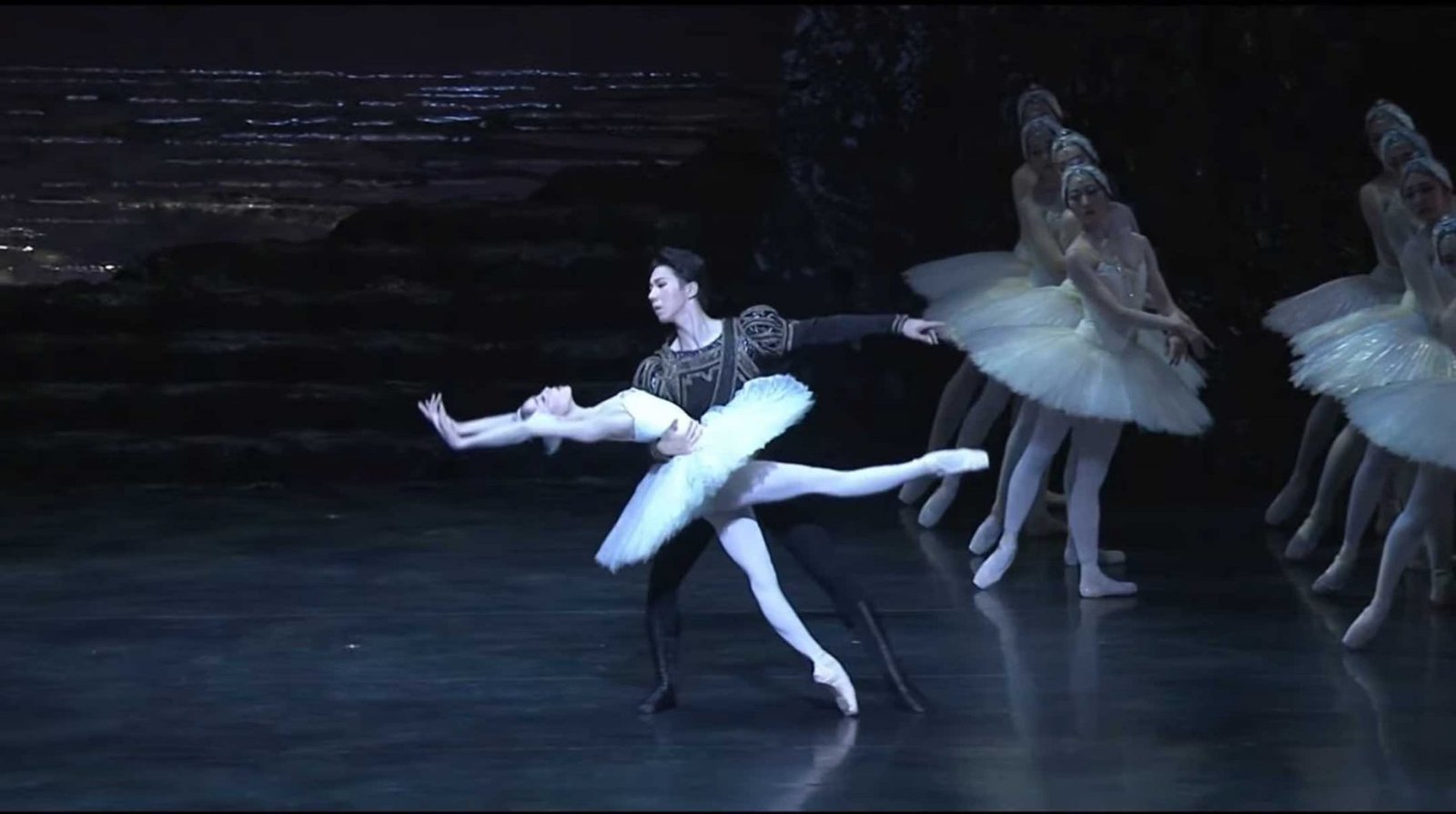 Tres clásicos del ballet en Dance Dance Danseur - Hanami Dango